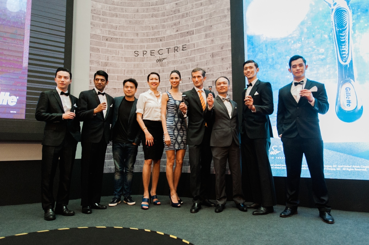 Gillette Celebrates ‘Bond Moments’ In Every Man’s Life - Gaya Travel ...