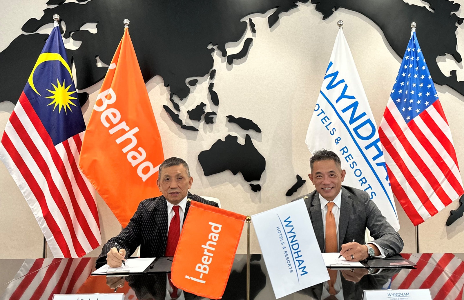 I-Berhad, Wyndham launches first Wyndham Suites KLCC - Gaya Travel Magazine